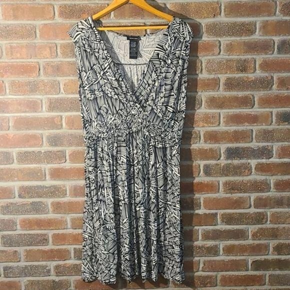 Spense | Dresses | Spense Midi Dress | Poshmark